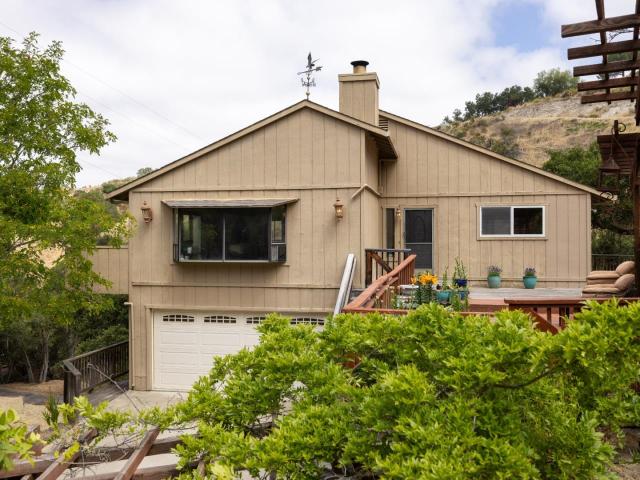 453 Corral De Tierra Rd, Salinas, CA 93908 | MLS #ML82012