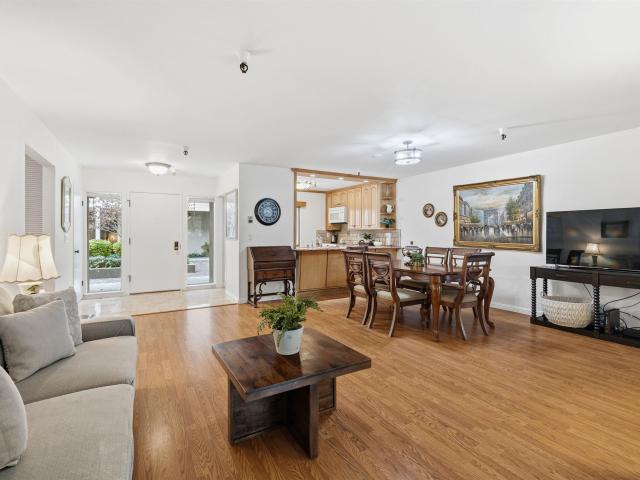 453 Alberto Way D155