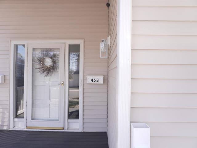 453 Berkshire Dr