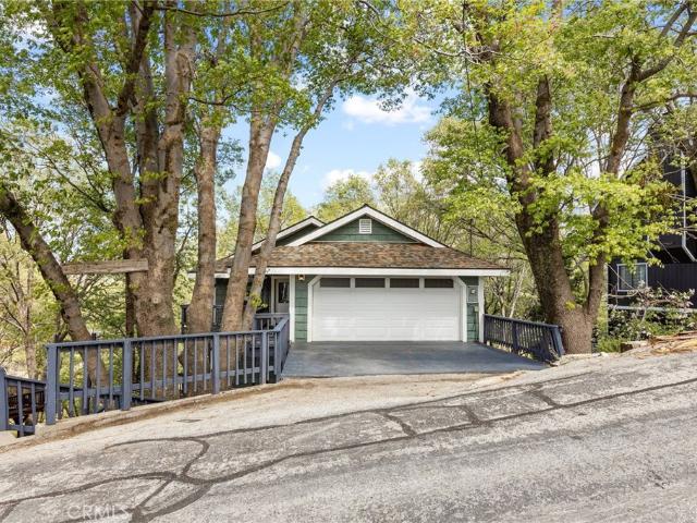 453 Davos Dr, Crestline, CA 92325 | Compass