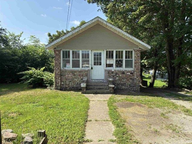 453 E Washington St, Monticello, IN 47960