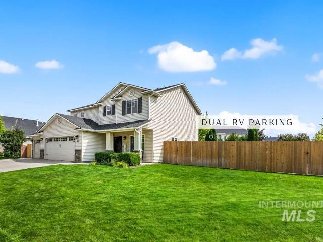 453 E Chapparosa Dr