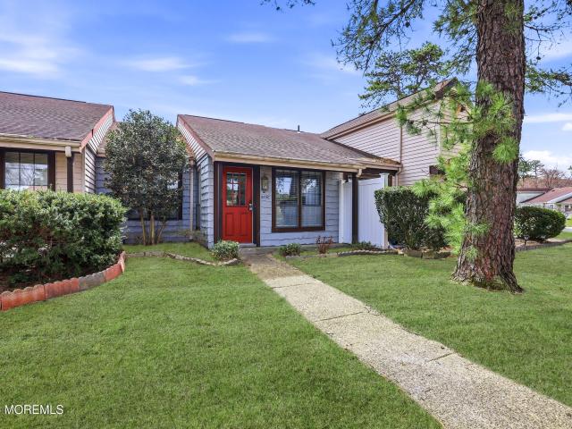 453 E Chesterfield Ct, Manchester Township, NJ 08759 | MLS #22607 | Compass