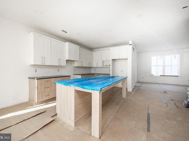 455 E Franklin Street # TWIN