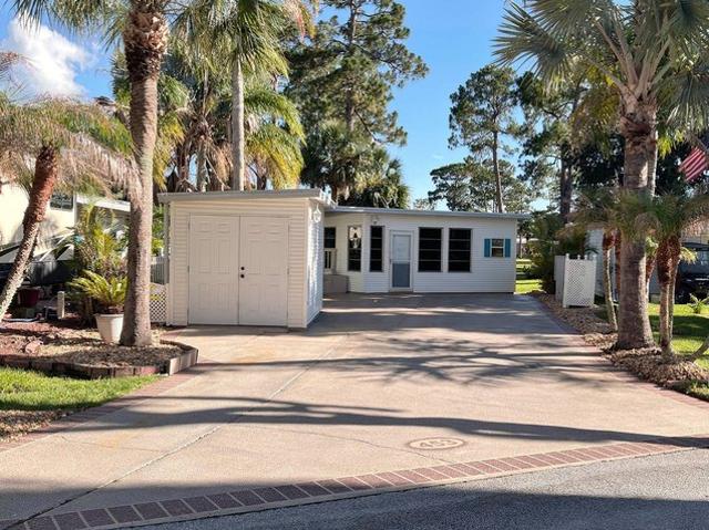 453 Fawn Trl, Titusville, FL 32780