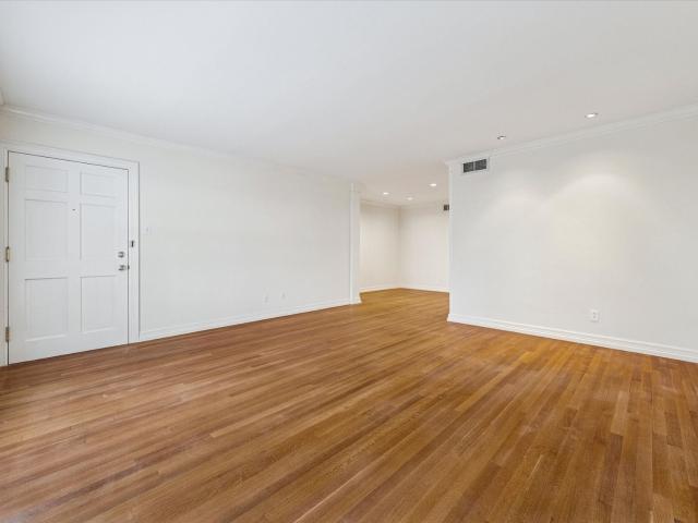 453 N Post Oak Lane, Houston, US, TX
