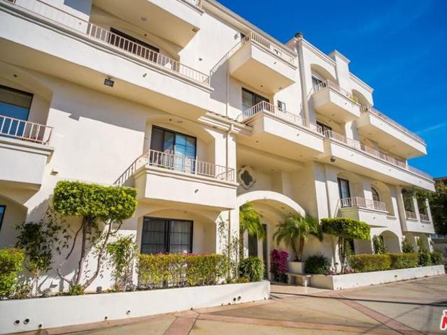 453 S Barrington Ave #102, Los Angeles, CA 90049
