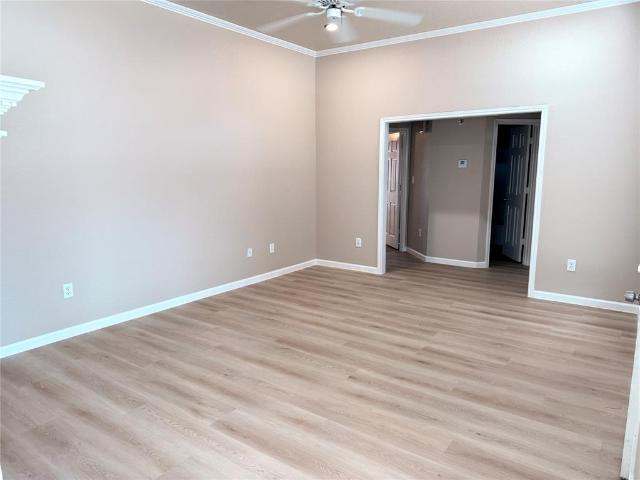 453 Strata Drive