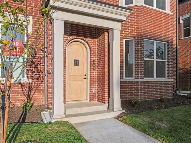 453 SW Longview Blvd, Lee's Summit, MO 64081