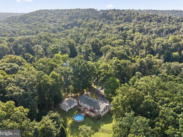 453 Sylvan Lane