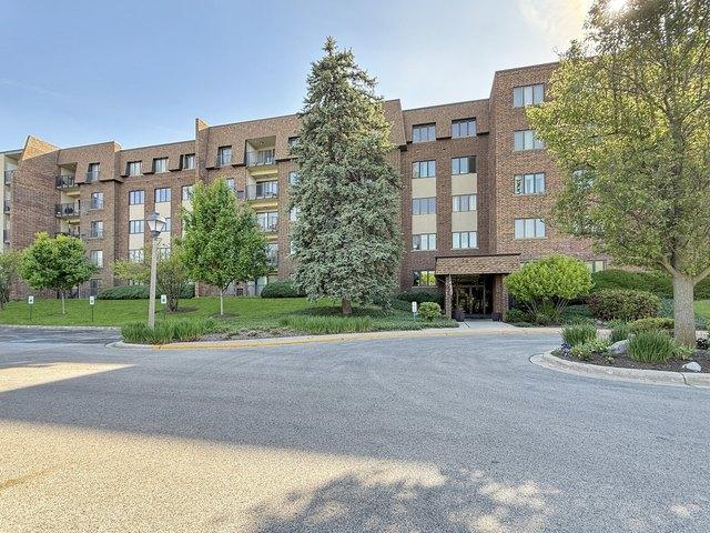 453 Raintree Dr Unit 1N, Glen Ellyn, IL 60137