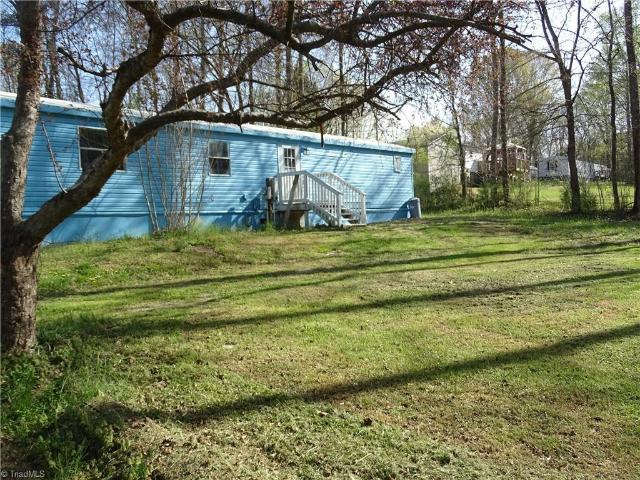 453 Riverview Lane