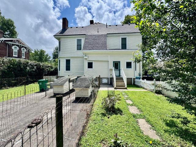 453 W Broadway Street