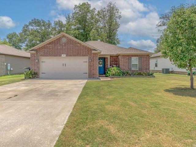 453 Wildwood Pt, Jonesboro, AR 72405