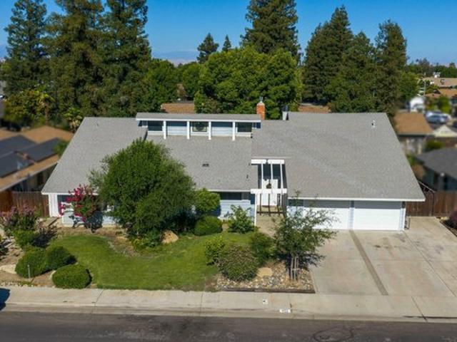 453 Timmy Ave, Clovis, CA 93612