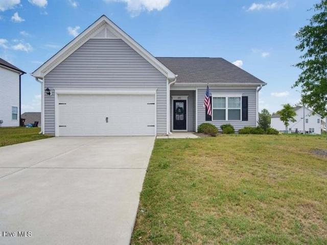 453 Troy Dr, Sanford, NC 27332