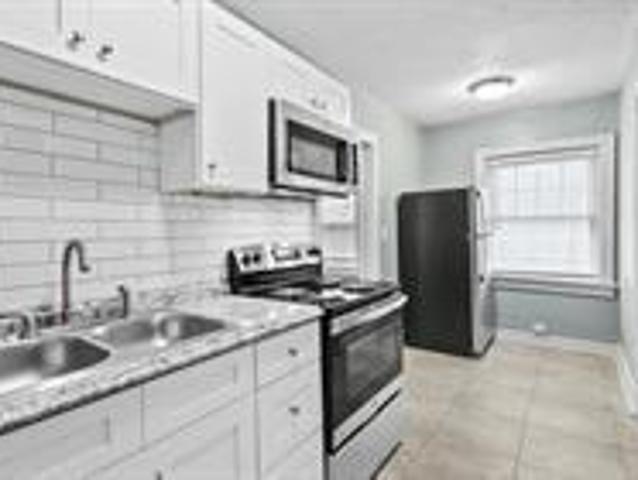 4545 Main Studio Apartment for Rent at 4545 Main St, Kansas City, MO 64111 Southmoreland