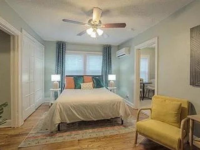 4545 Main St, Kansas City, MO 64111