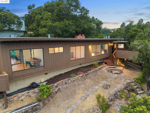 4545 Oak Hill Rd