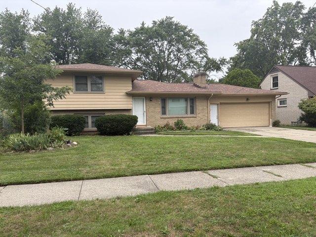4545 Bonnie Ave SE, Kentwood, MI 49508