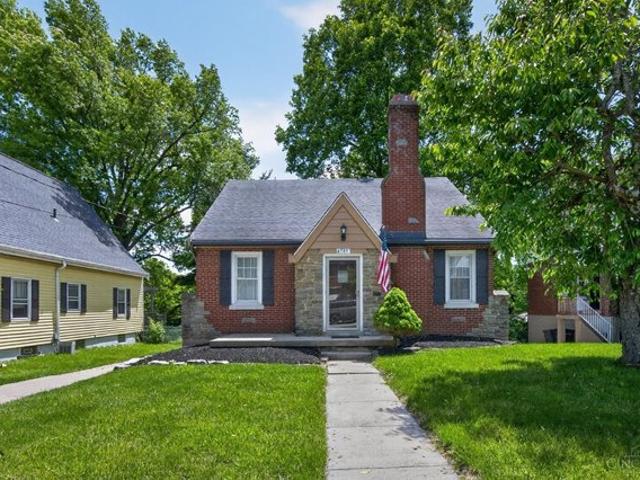 4545 Carnation Ave, Cincinnati, OH 45238
