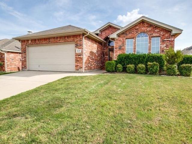 4545 Chaparral Creek Dr, Fort Worth, TX 76123