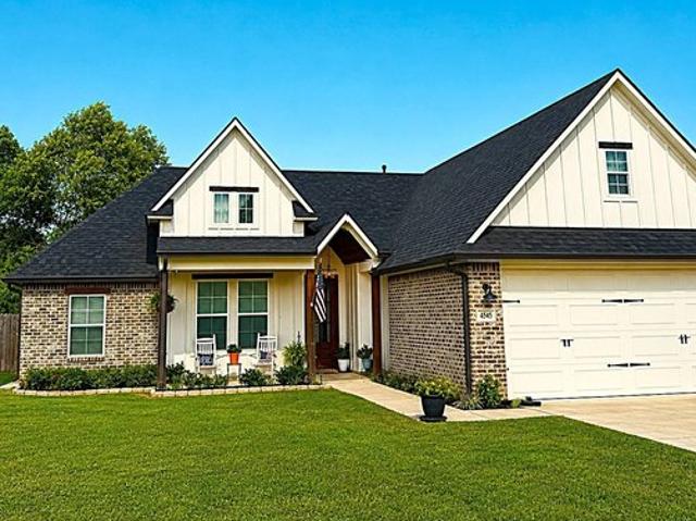 4545 Cherry Creek Rd, Shreveport, LA 71107