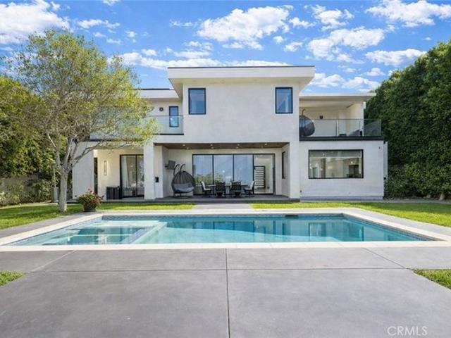 4545 Stern Ave, Sherman Oaks, CA 91423