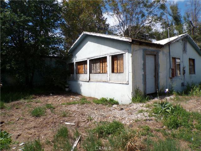 4546 Foothill