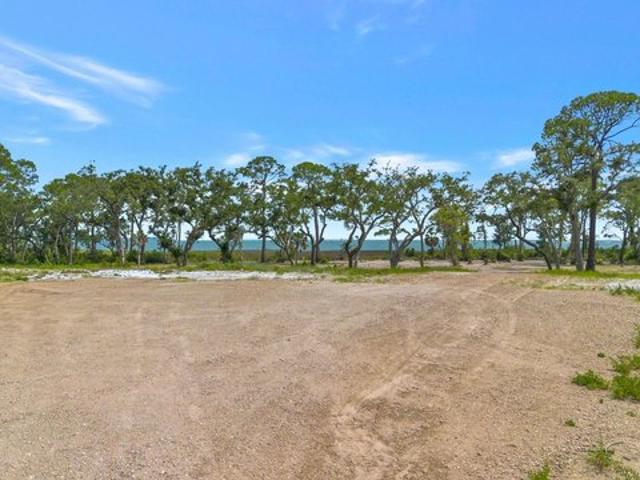 4546 Palms Way, Saint Teresa, FL 32346