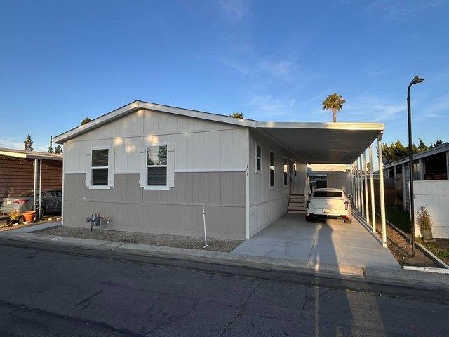 4546 th St E Spc 162, Lancaster, CA 93535