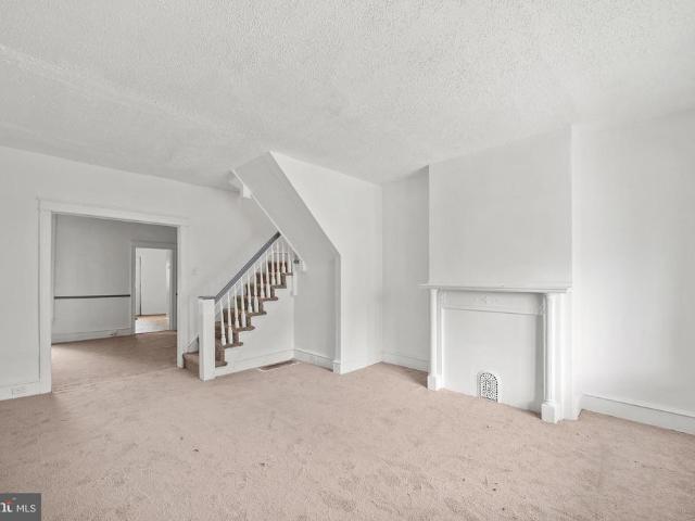 4547 N Smedley Street