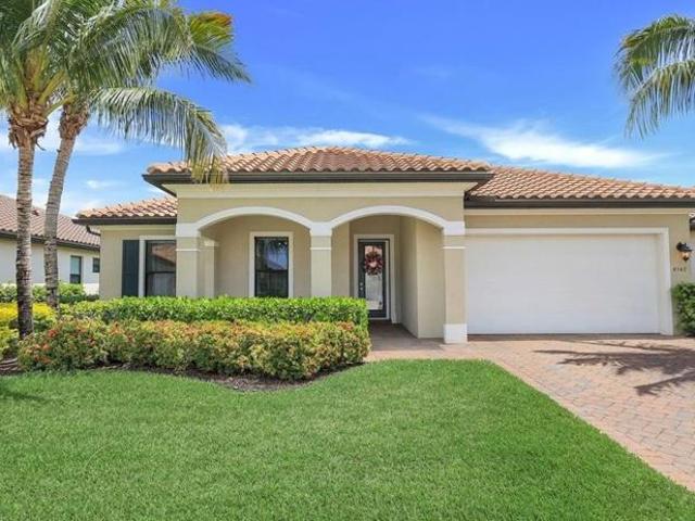 4547 Tamarind Way, Naples, FL 34119