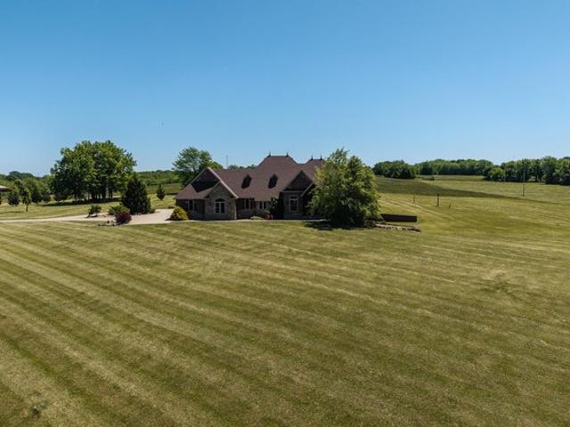 4548 N Farm Road 249, Strafford, MO 65757