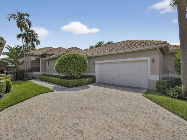 4548 Barclay Fair Way, Lake Worth, FL 33449 | MLS #R11125 | Compass