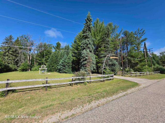 4549 Mack Lake Trail