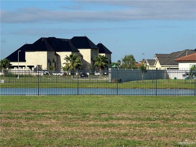 4549 Estancia Pkwy, McAllen, TX 78504