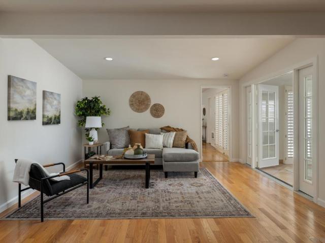 4549 Lyric Lane