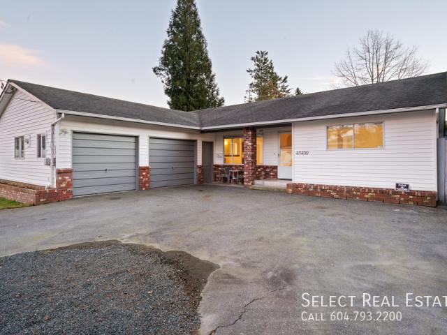 45400 Jackson StreetA, 3 beds, 2 full baths
