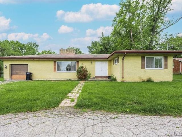 4540 Butler Hill Rd, Saint Louis, MO 63128