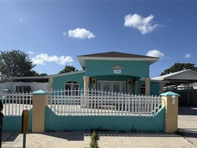 4540 W Jean St, Tampa, FL 33614
