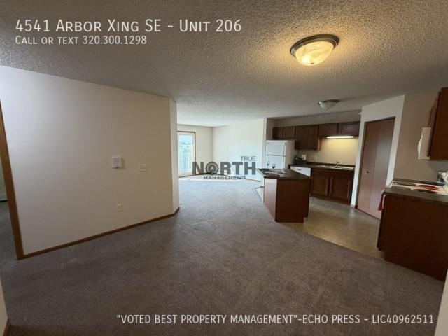 4541 Arbor Xing SE, 2 beds, 2 full baths