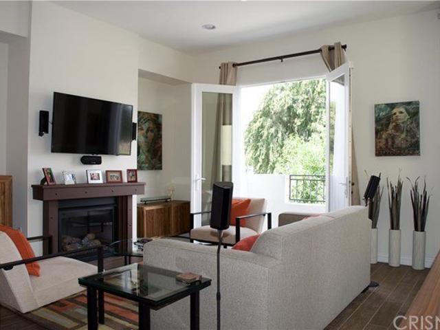4541 Colfax Ave Unit 101, Studio City, CA 91602