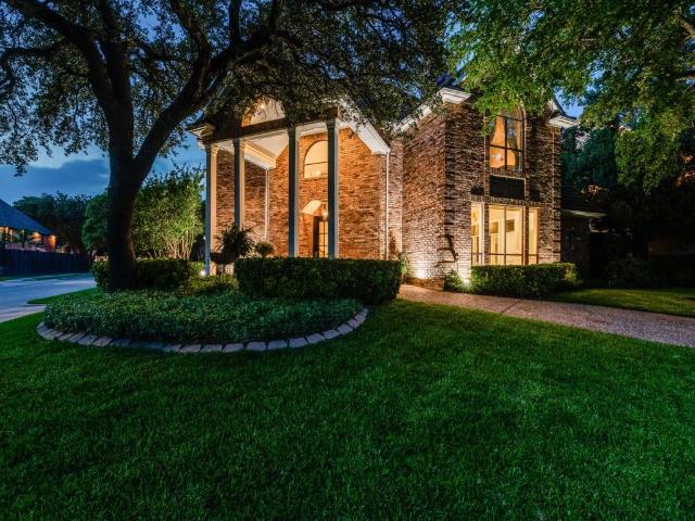4541 Hitching Post Lane
