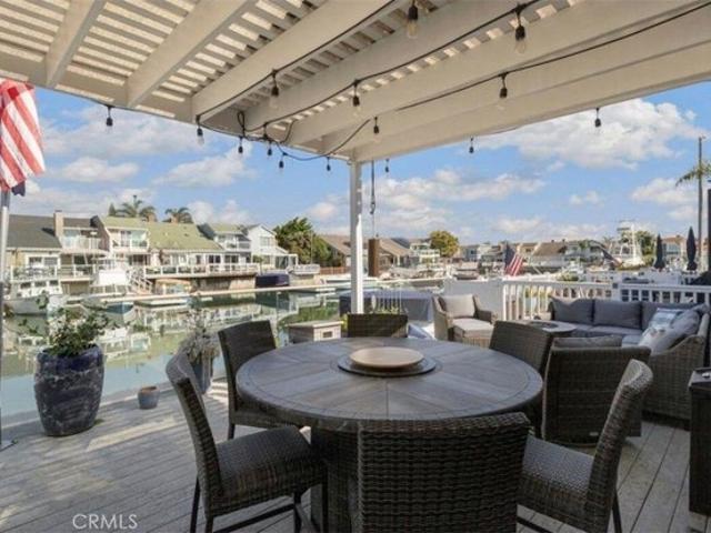 4541 Lyme Bay, Oxnard, CA 93035