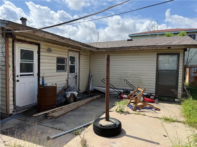 4541 Larkspur