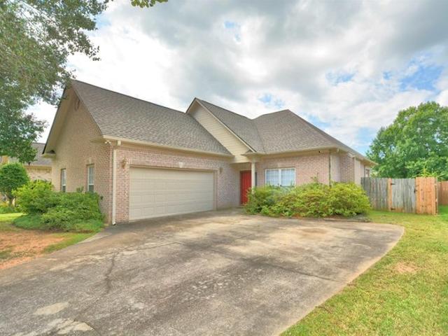4541 Riverbirch Cir, Bessemer, AL 35022