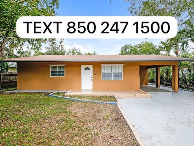 4541 SW 26th Ter, Fort Lauderdale, FL 33312
