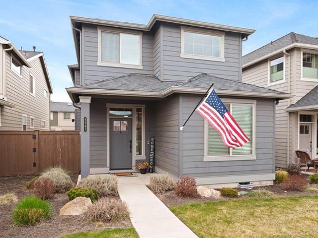 4541 SW 36th St, Redmond, OR 97756