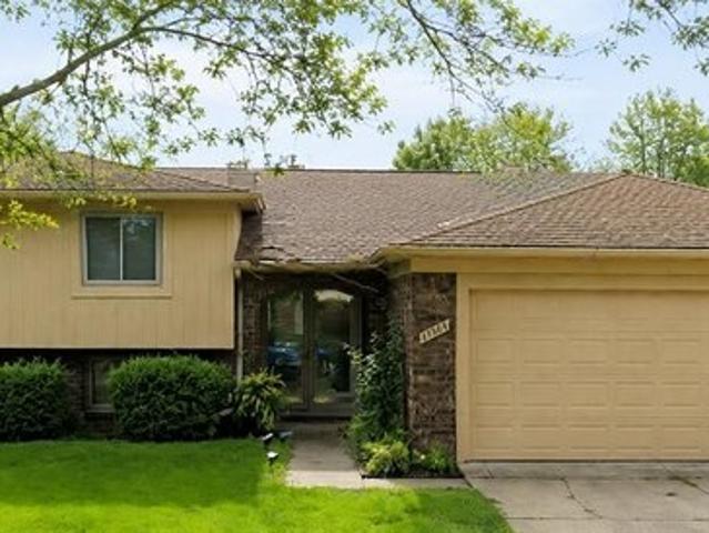 45429 Brunswick Dr, Canton, MI 48187